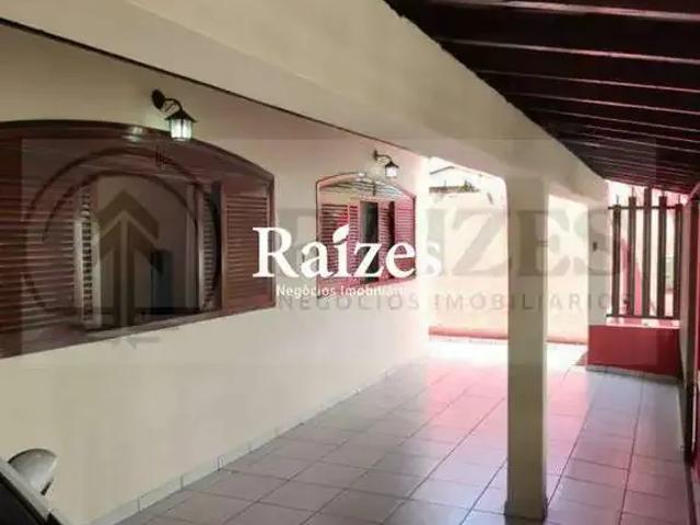 Casa / Sobrado para Venda em Uberlândia/MG Santa Mônica 3 Quartos