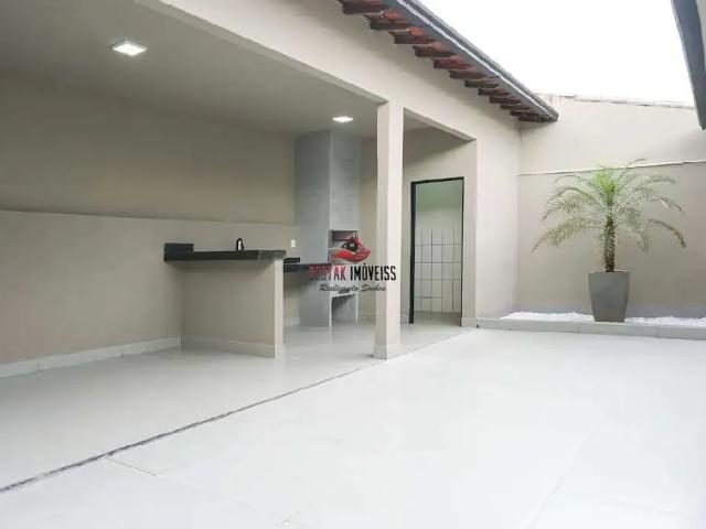 Casa / Sobrado para Venda em Uberlândia/MG Santa Mônica 3 Quartos
