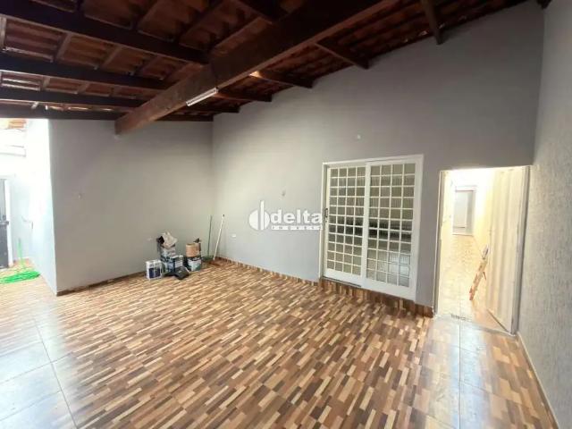 Casa / Sobrado para Venda em Uberlândia/MG Santa Mônica 3 Quartos