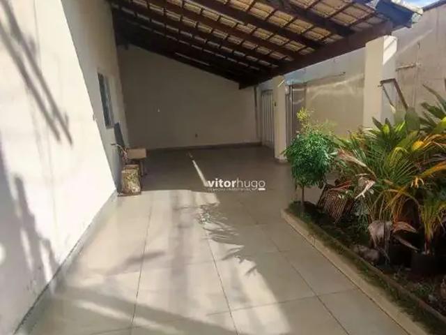 Casa / Sobrado para Venda em Uberlândia/MG Santa Mônica 3 Quartos