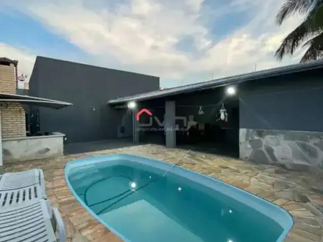Casa / Sobrado para Venda em Uberlândia/MG Santa Mônica 3 Quartos