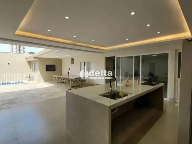 Casa / Sobrado para Venda em Uberlândia/MG Santa Mônica 4 Quartos