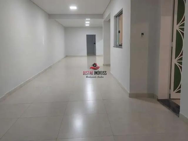 Casa / Sobrado para Venda em Uberlândia/MG Santa Mônica 4 Quartos