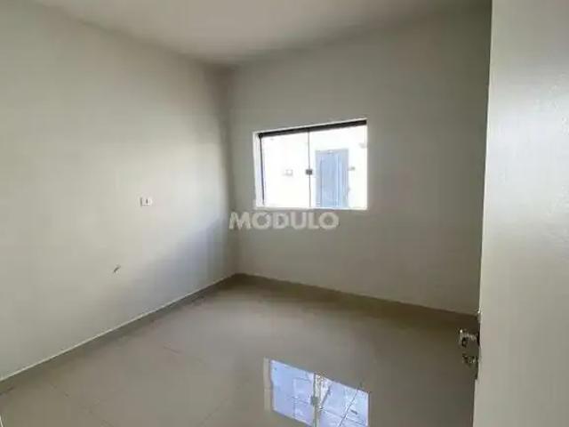 Casa / Sobrado para Venda em Uberlândia/MG Santa Mônica 4 Quartos
