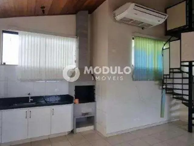 Casa / Sobrado para Venda em Uberlândia/MG Santa Mônica 7 Quartos
