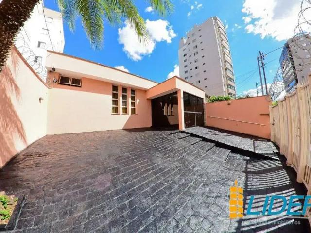 Casa / Sobrado para Venda em Uberlândia/MG Santa Maria 5 Quartos