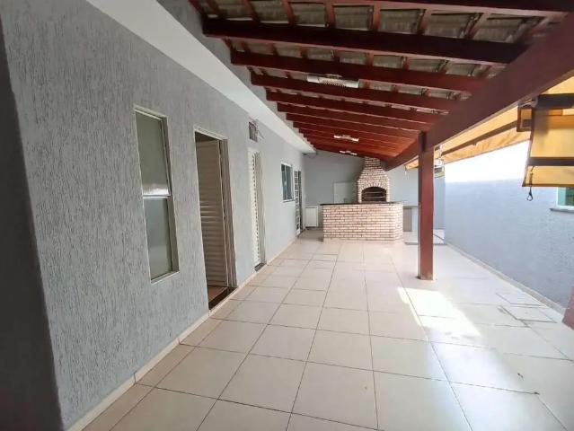 Casa / Sobrado para Venda em Uberlândia/MG Santa Rosa 4 Quartos