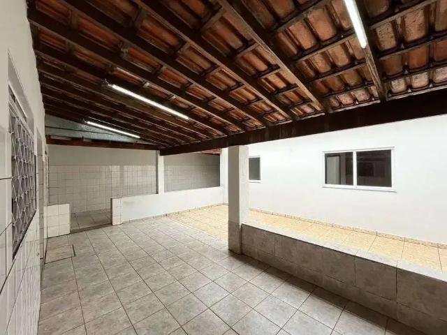 Casa / Sobrado para Venda em Uberlândia/MG Santa Rosa 3 Quartos