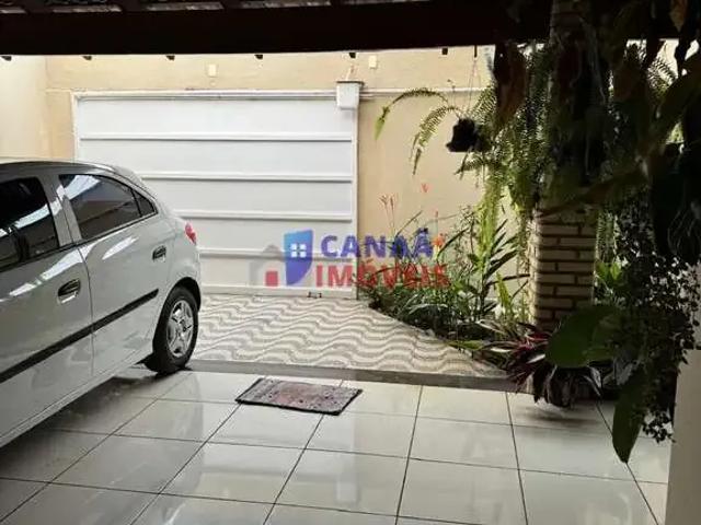 Casa / Sobrado para Venda em Uberlândia/MG Santa Rosa 3 Quartos