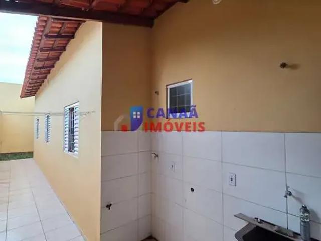 Casa / Sobrado para Venda em Uberlândia/MG Santa Rosa 3 Quartos