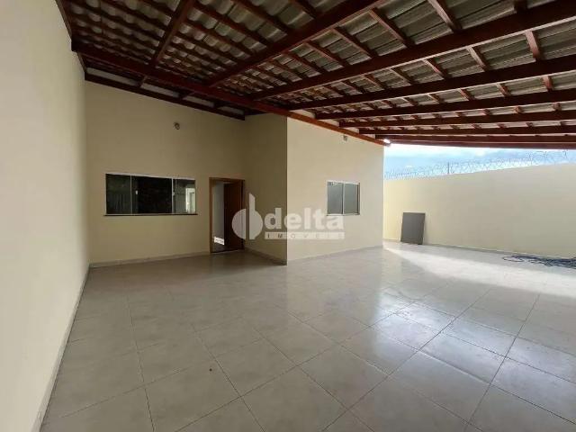 Casa / Sobrado para Venda em Uberlândia/MG Santa Rosa 3 Quartos