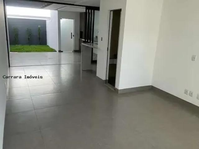 Casa / Sobrado para Venda em Uberlândia/MG Santa Rosa 3 Quartos