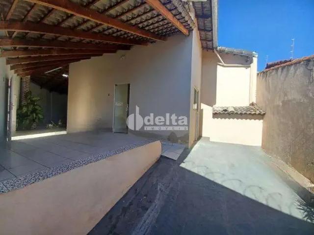 Casa / Sobrado para Venda em Uberlândia/MG Santa Rosa 3 Quartos
