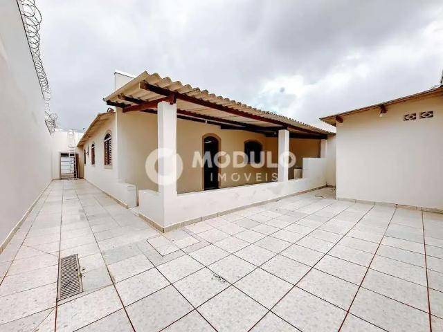 Casa / Sobrado para Venda em Uberlândia/MG Santa Rosa 3 Quartos