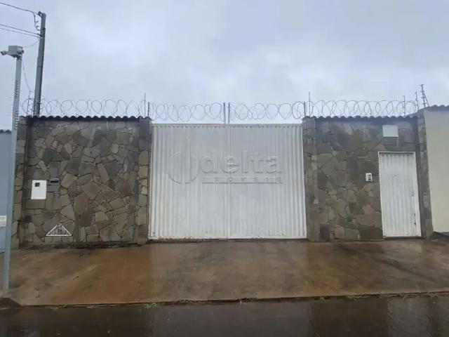 Casa / Sobrado para Venda em Uberlândia/MG Santa Rosa 3 Quartos
