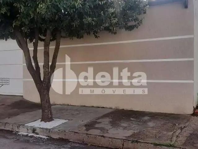 Casa / Sobrado para Venda em Uberlândia/MG Santa Rosa 3 Quartos