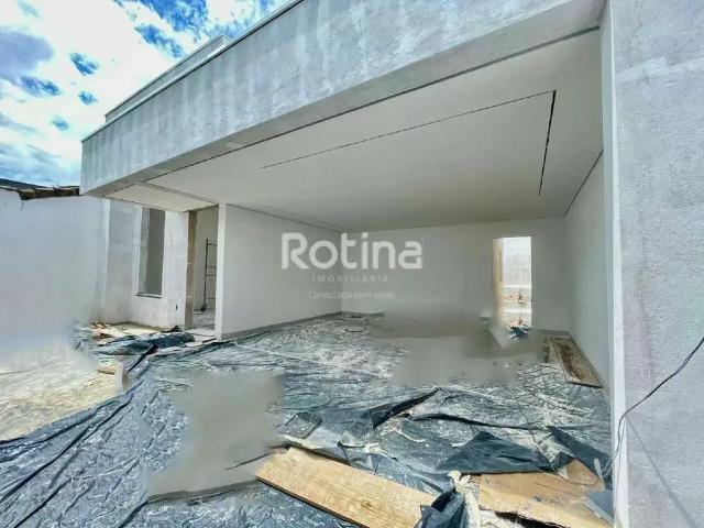 Casa / Sobrado para Venda em Uberlândia/MG Santa Rosa 3 Quartos