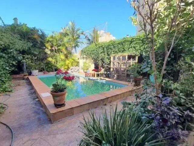 Casa / Sobrado para Venda em Uberlândia/MG Saraiva 4 Quartos