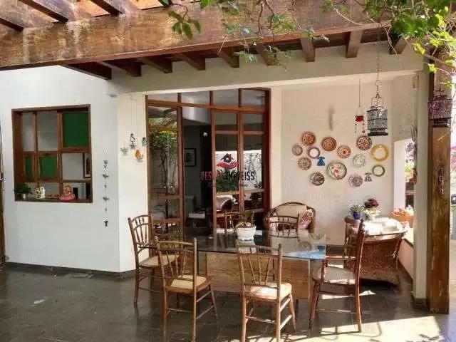 Casa / Sobrado para Venda em Uberlândia/MG Saraiva 4 Quartos