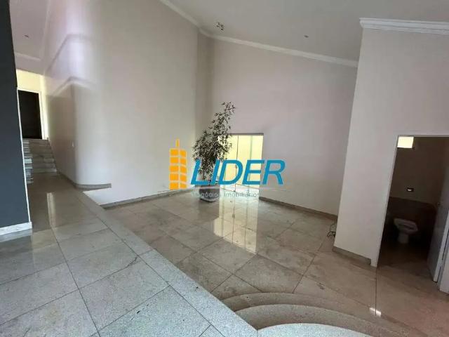 Casa / Sobrado para Venda em Uberlândia/MG Saraiva