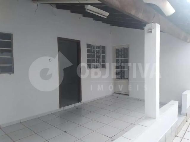 Casa / Sobrado para Venda em Uberlândia/MG Saraiva 6 Quartos