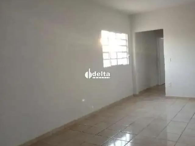 Casa / Sobrado para Venda em Uberlândia/MG Saraiva 7 Quartos