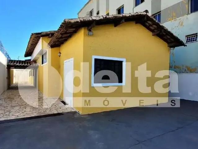 Casa / Sobrado para Venda em Uberlândia/MG Saraiva 1 Quartos
