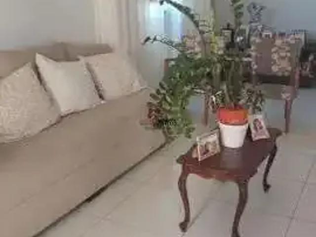 Casa / Sobrado para Venda em Uberlândia/MG Saraiva 3 Quartos