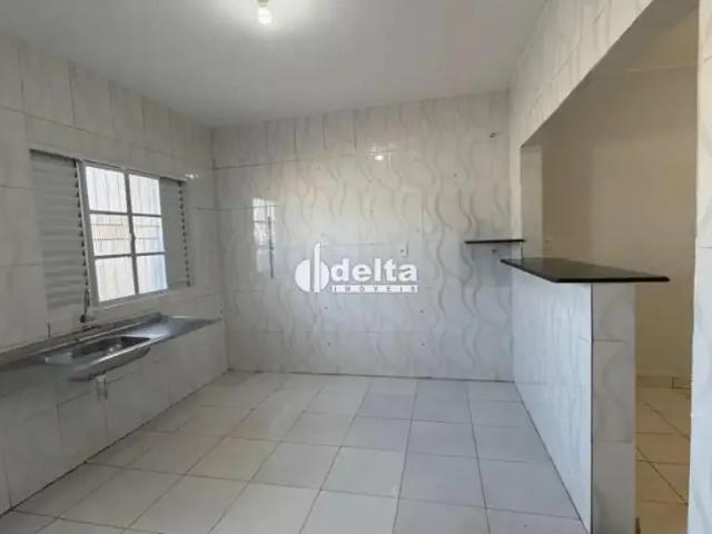 Casa / Sobrado para Venda em Uberlândia/MG Saraiva 3 Quartos