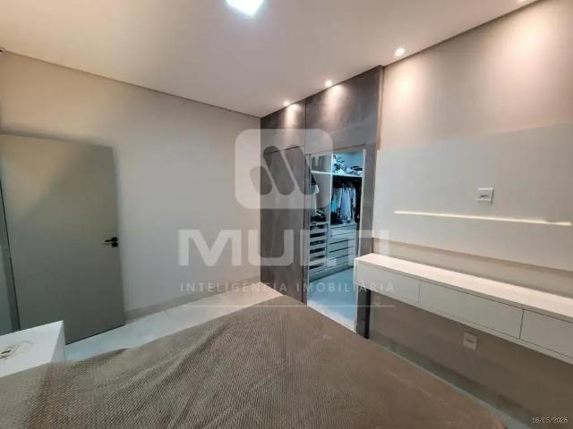 Casa / Sobrado para Venda em Uberlândia/MG Shopping Park 2 Quartos