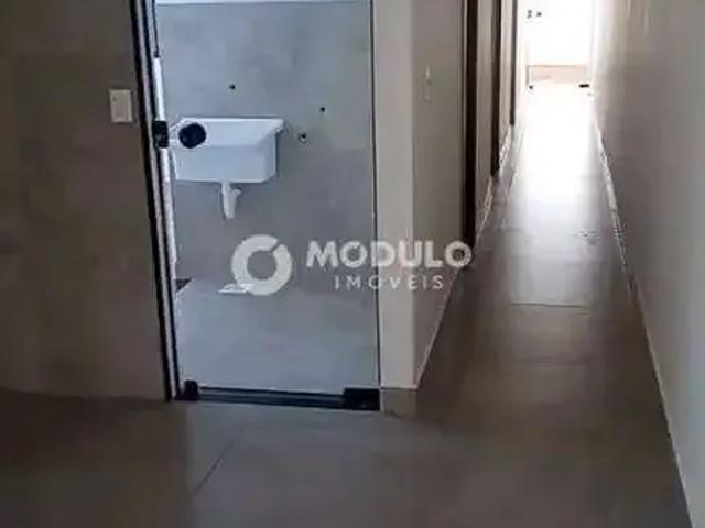 Casa / Sobrado para Venda em Uberlândia/MG Shopping Park 2 Quartos