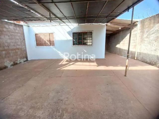 Casa / Sobrado para Venda em Uberlândia/MG Shopping Park 2 Quartos