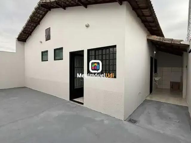 Casa / Sobrado para Venda em Uberlândia/MG Shopping Park 2 Quartos