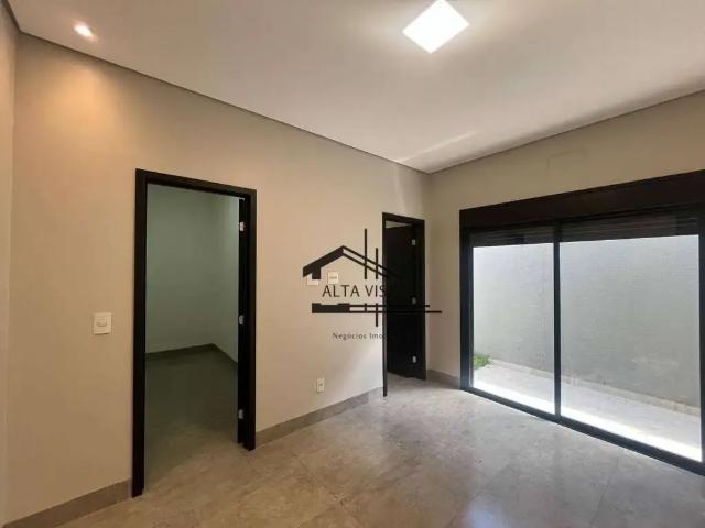 Casa / Sobrado para Venda em Uberlândia/MG Shopping Park 3 Quartos