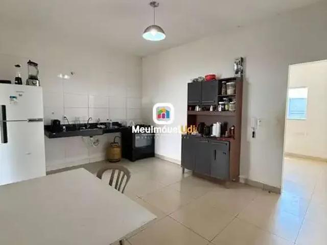 Casa / Sobrado para Venda em Uberlândia/MG Shopping Park 3 Quartos