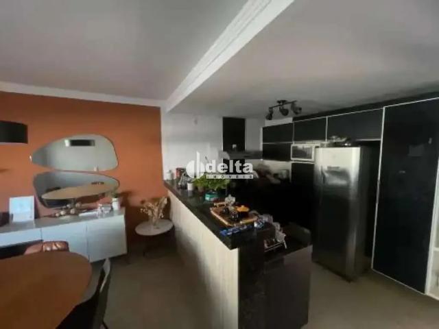 Casa / Sobrado para Venda em Uberlândia/MG Shopping Park 3 Quartos