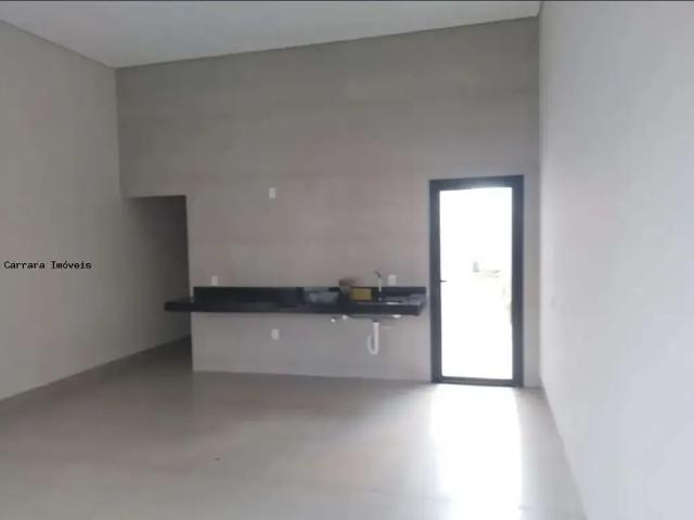 Casa / Sobrado para Venda em Uberlândia/MG Shopping Park 3 Quartos