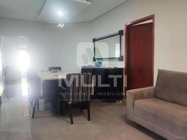 Casa / Sobrado para Venda em Uberlândia/MG Shopping Park 3 Quartos