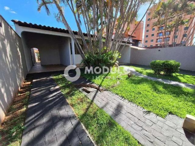 Casa / Sobrado para Venda em Uberlândia/MG Patrimônio 3 Quartos