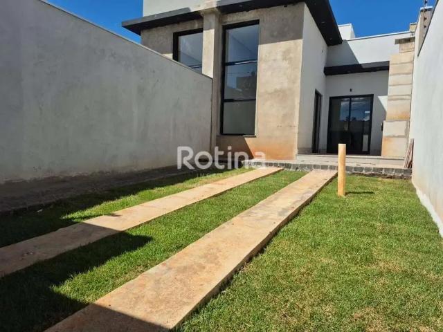 Casa / Sobrado para Venda em Uberlândia/MG Pampulha 3 Quartos