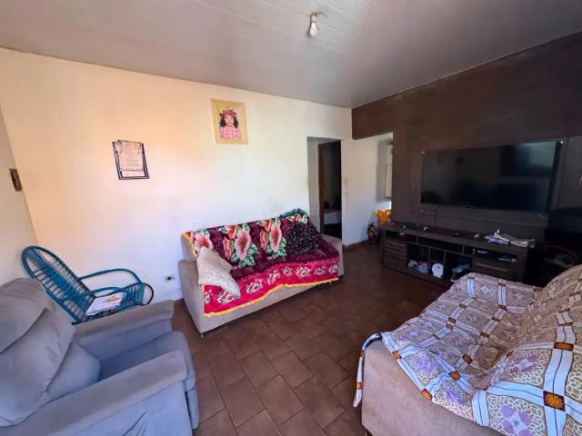 Casa / Sobrado para Venda em Uberlândia/MG Parque das Laranjeiras 2 Quartos