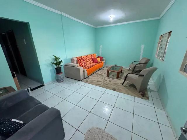 Casa / Sobrado para Venda em Uberlândia/MG Parque das Laranjeiras 3 Quartos