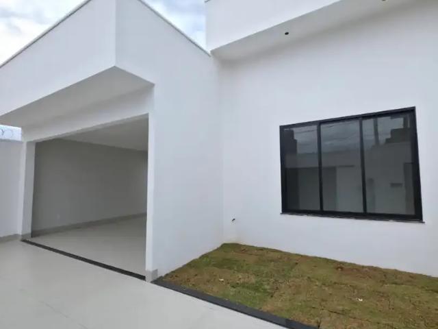Casa / Sobrado para Venda em Uberlândia/MG Parque das Laranjeiras 3 Quartos