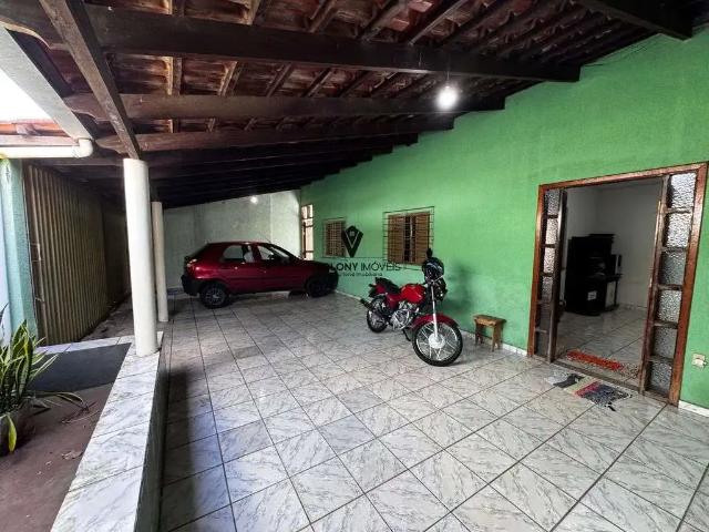 Casa / Sobrado para Venda em Uberlândia/MG Planalto 3 Quartos