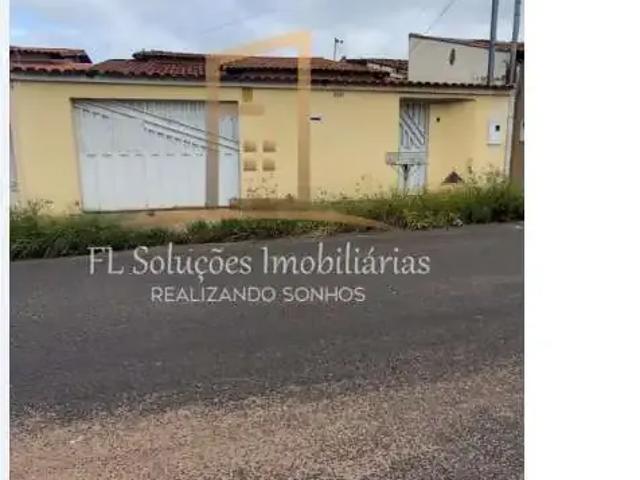 Casa / Sobrado para Venda em Uberlândia/MG Planalto 2 Quartos