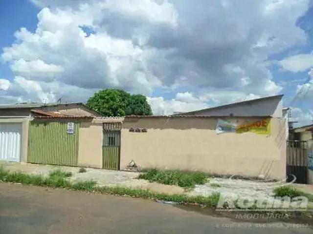 Casa / Sobrado para Venda em Uberlândia/MG Presidente Roosevelt 7 Quartos