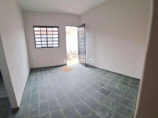 Casa / Sobrado para Venda em Uberlândia/MG Tocantins 3 Quartos