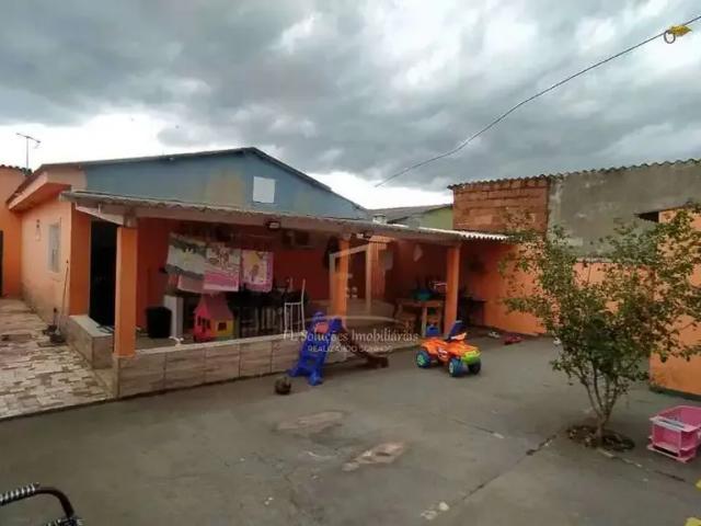 Casa / Sobrado para Venda em Uberlândia/MG Tocantins 3 Quartos
