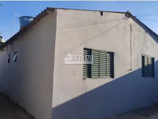 Casa / Sobrado para Venda em Uberlândia/MG Tocantins 4 Quartos