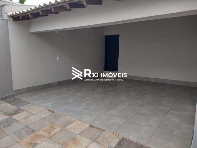 Casa / Sobrado para Venda em Uberlândia/MG Tabajaras 3 Quartos